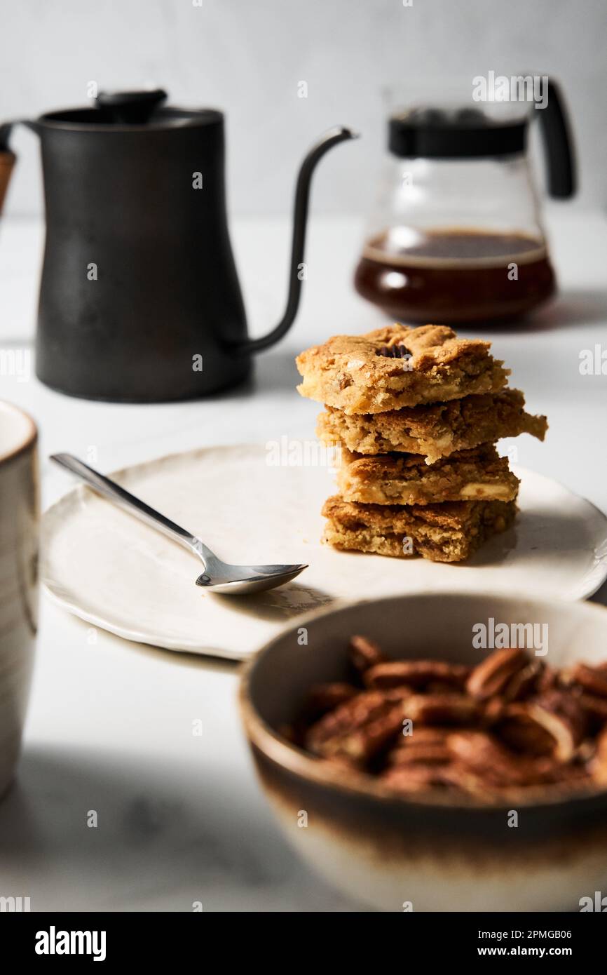 Blondie squares hi-res stock photography and images - Alamy