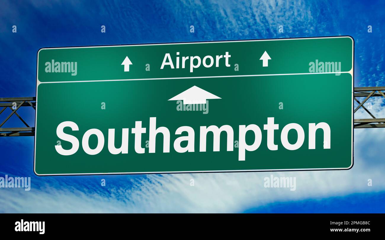 Road sign indicating direction to the city of Southampton Stock Photo ...