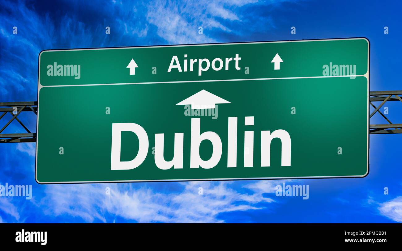 Dublin road sign hi-res stock photography and images - Alamy