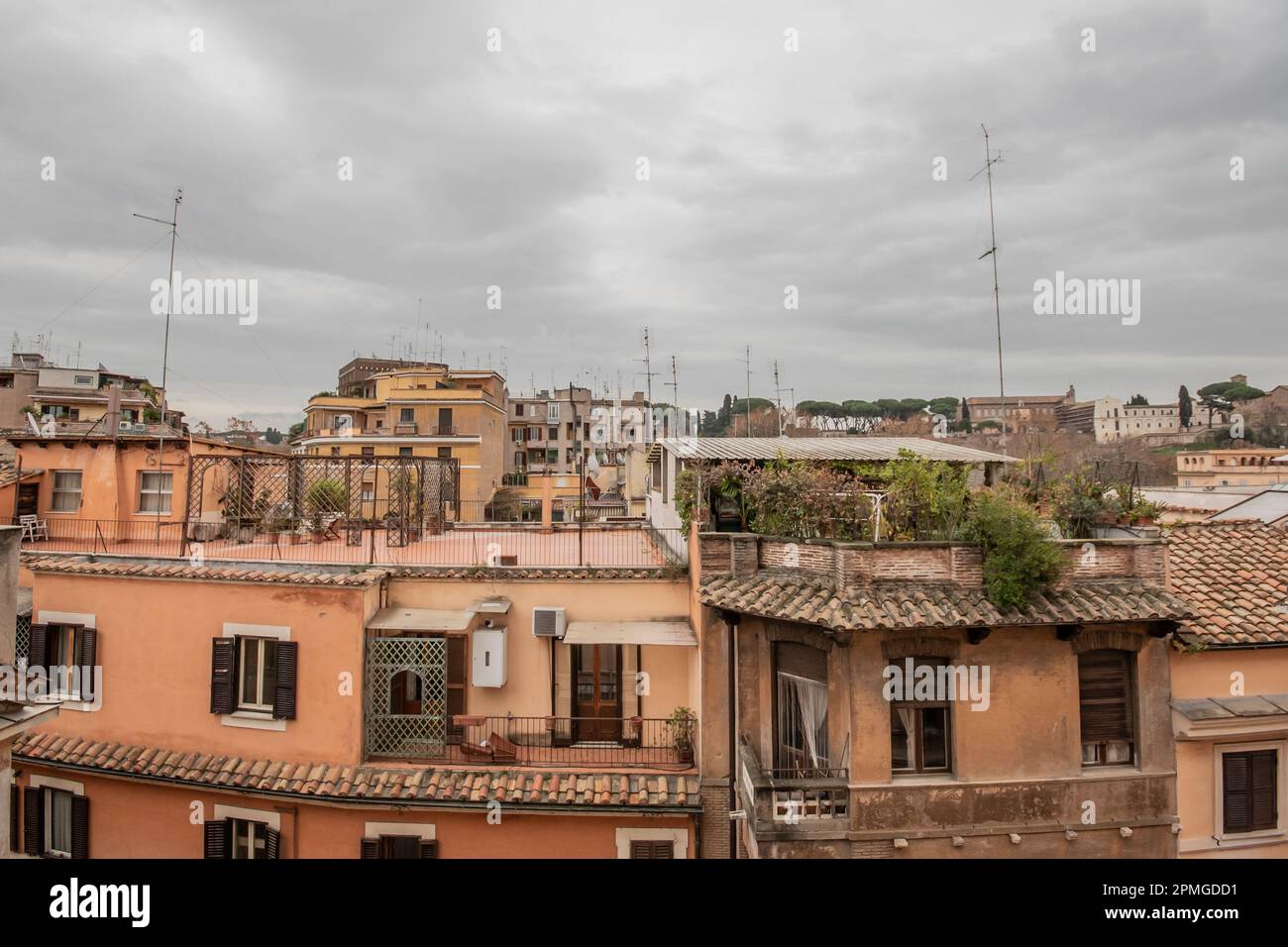 Rooftops in rome italy hi-res stock photography and images - Alamy