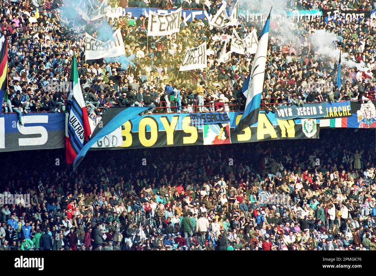 Italy ultras season 1989-90 Serie A - in the photo - inter-napoli curva ...