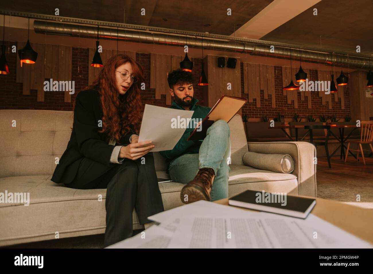 Reading document out loud hi-res stock photography and images - Alamy