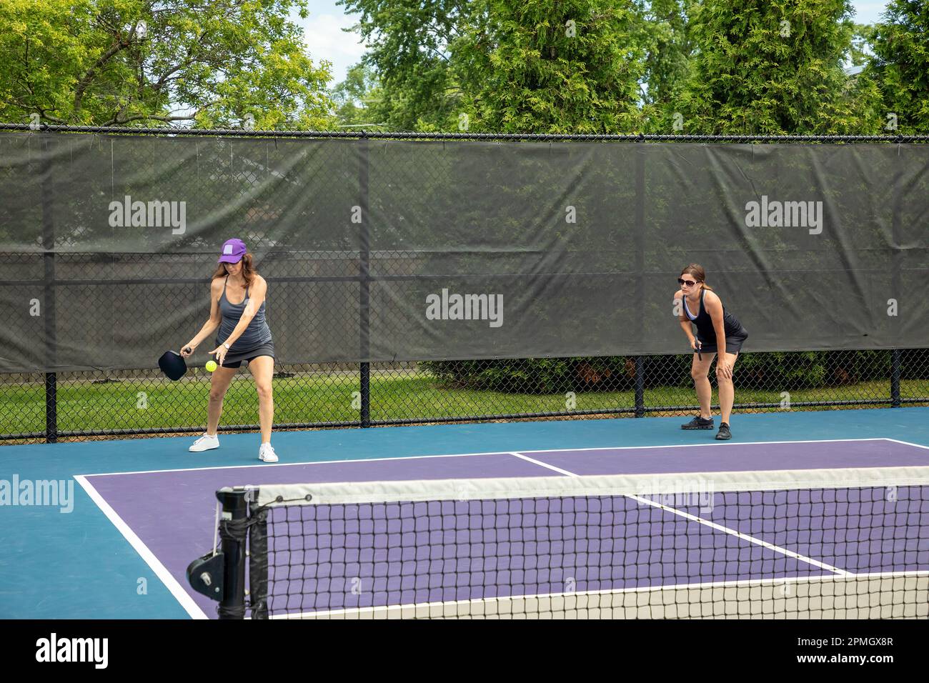 Female pickleball hi-res stock photography and images - Alamy