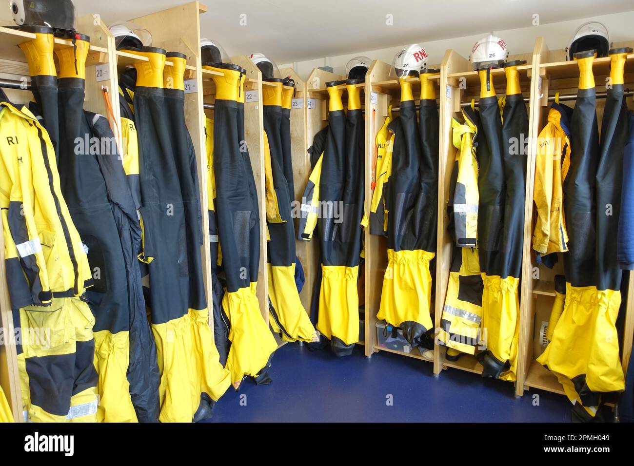 Changing room with under-floor heating, showing Helly-Hanson dry-suits ...