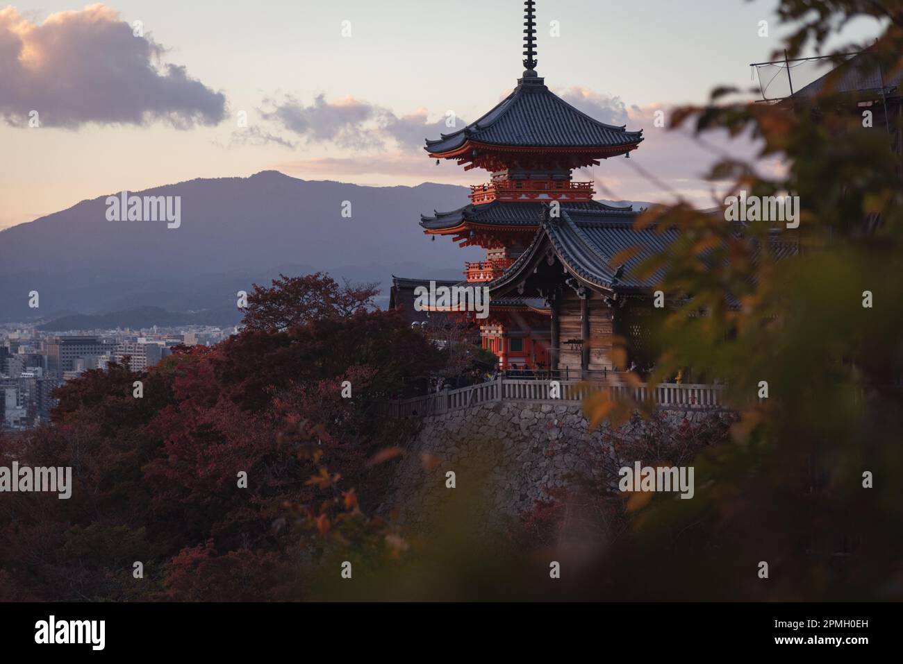 Kyoto sunset hi-res stock photography and images - Alamy