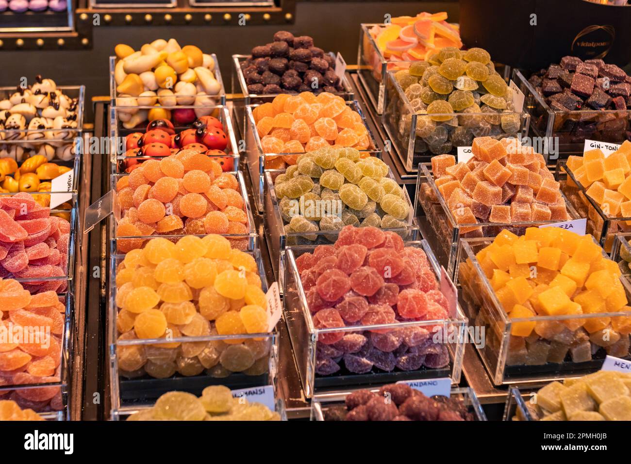 Candy store in the Boqueria market in Barcelona (Spain Stock Photo - Alamy