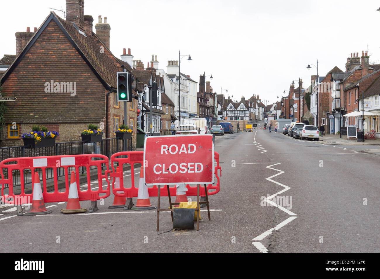 The A286, A272 main road through Midhurst, West Sussex closed due to ...