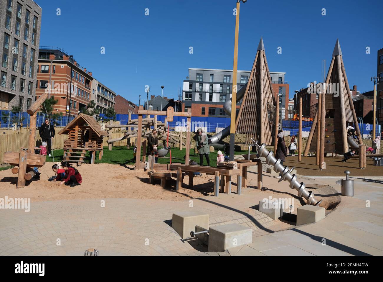 Pounds Park opens in the centre of Sheffield after months of ...