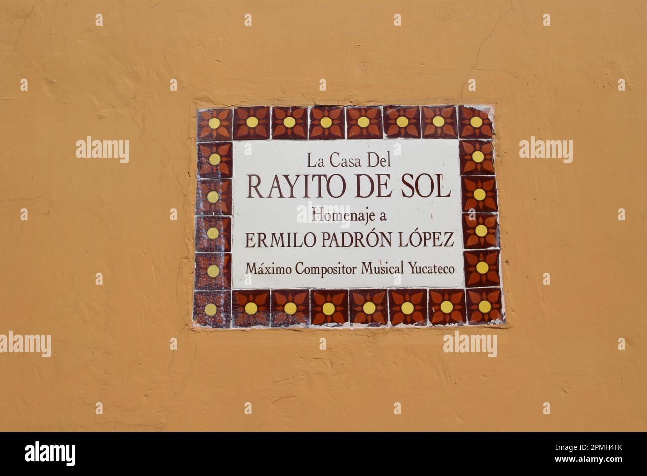 Traditional house name plaque hi-res stock photography and images - Alamy