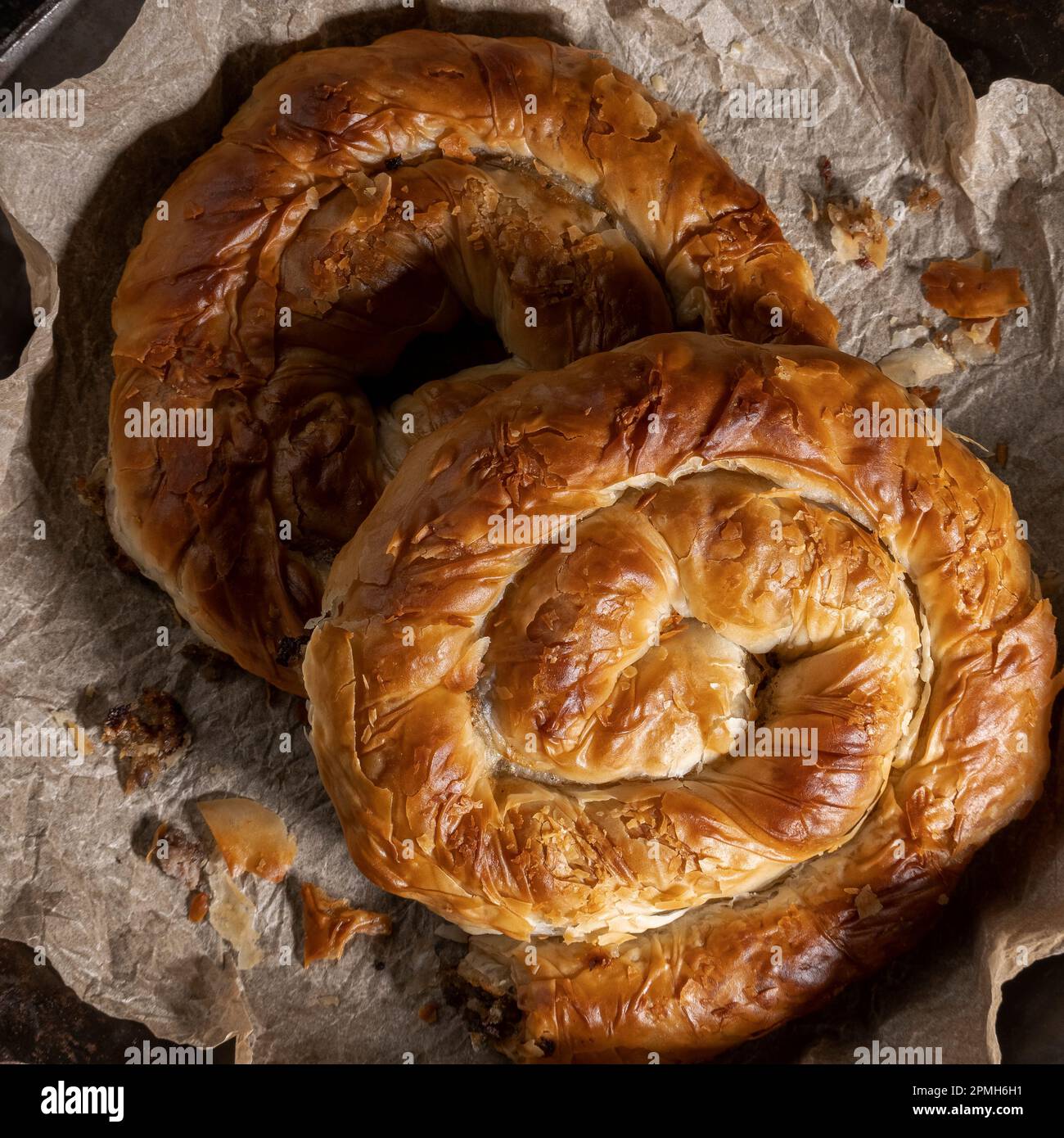 Salt pie in a pan, traditional baked food, rustic viewb Stock Photo - Alamy