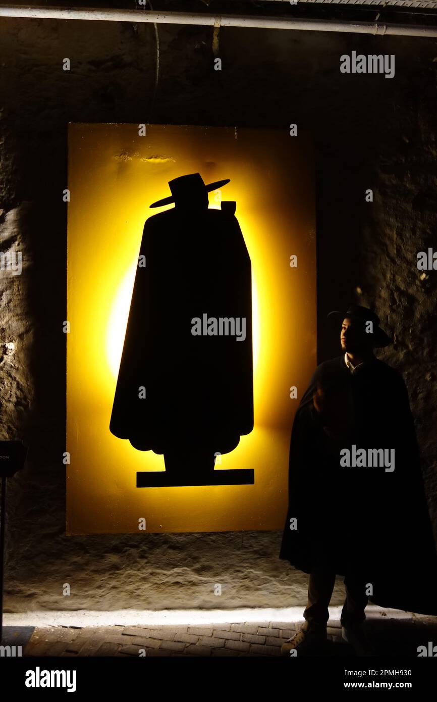 PORTO, PORTUGAL - OCTOBER 31, 2022 Sandeman Port cellars Stock Photo ...