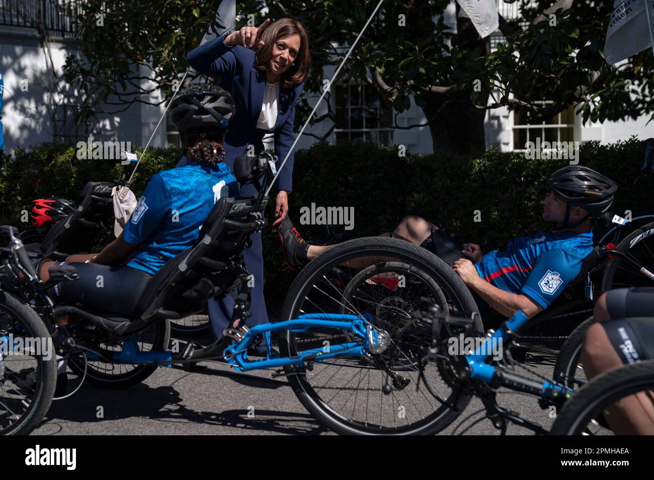Vice President Kamala Harris welcomes wounded warriors to the South ...