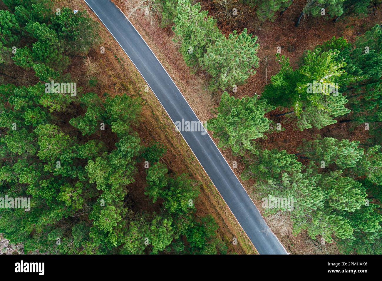 Drone flyover top down view hi-res stock photography and images - Alamy
