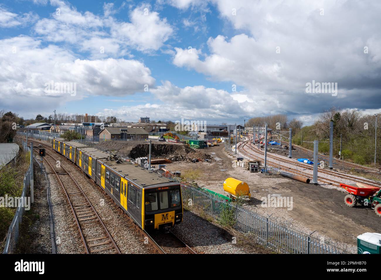 Newcastle metro train hi-res stock photography and images - Alamy