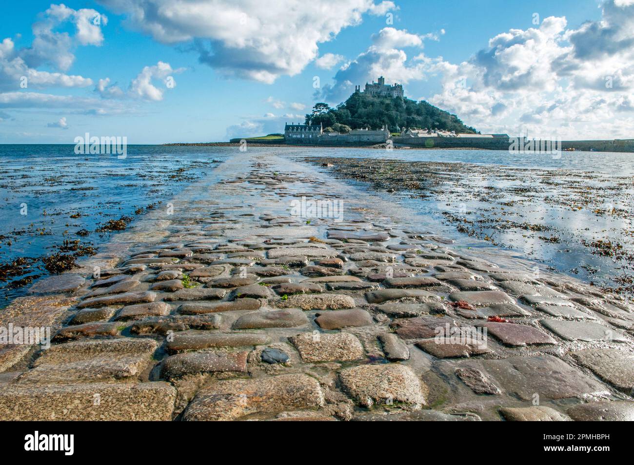 Granite blocks causeway hi-res stock photography and images - Alamy