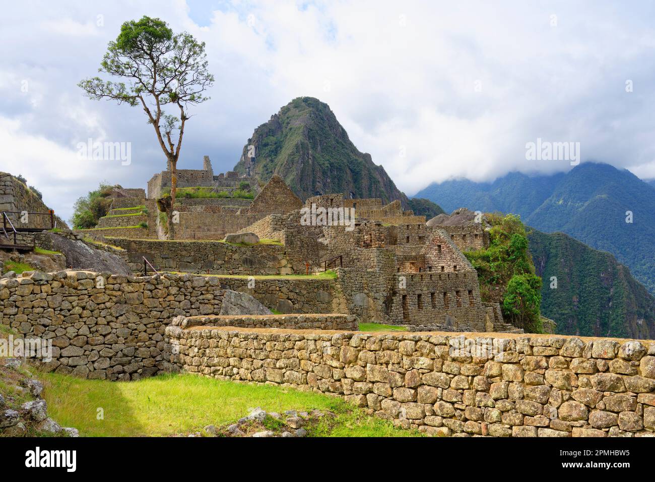 Machu Picchu, UNESCO World Heritage Site, ruined city of the Incas ...