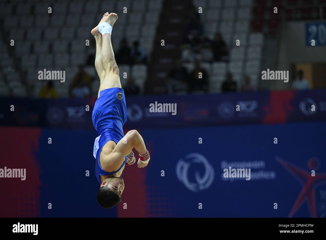 Yumin abbadini gymnastics hi-res stock photography and images - Alamy