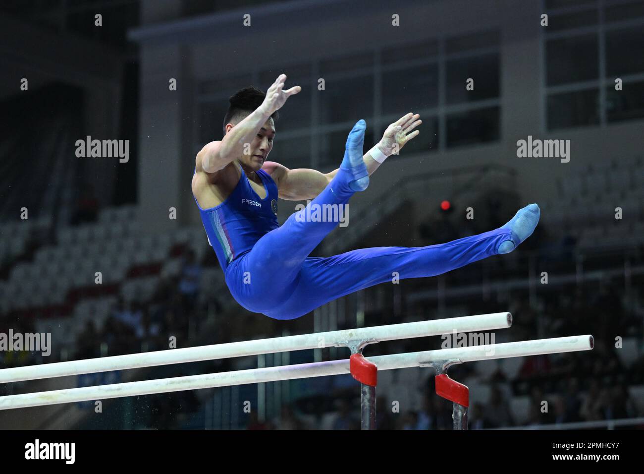 Lorenzo minh casali parallel bars hi-res stock photography and images ...