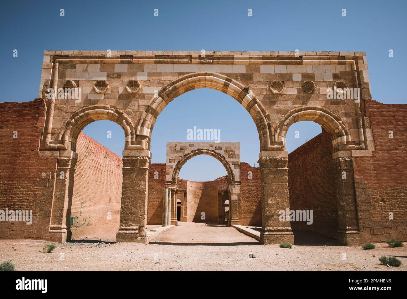 Arches in the facade of the desert castle Qasr al-Mushatta, Jordan ...