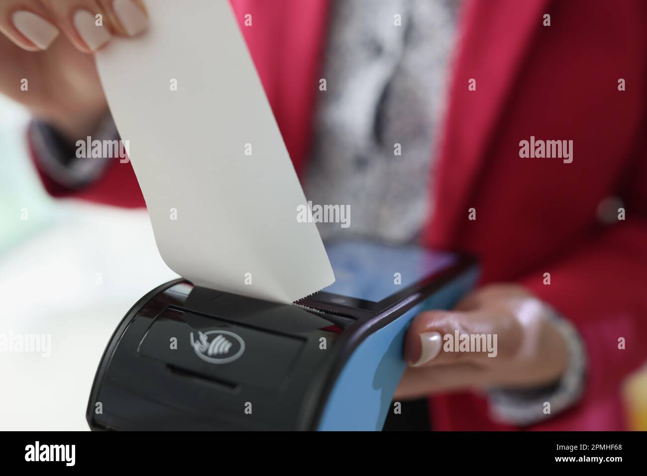 Tearing off receipt hi-res stock photography and images - Alamy