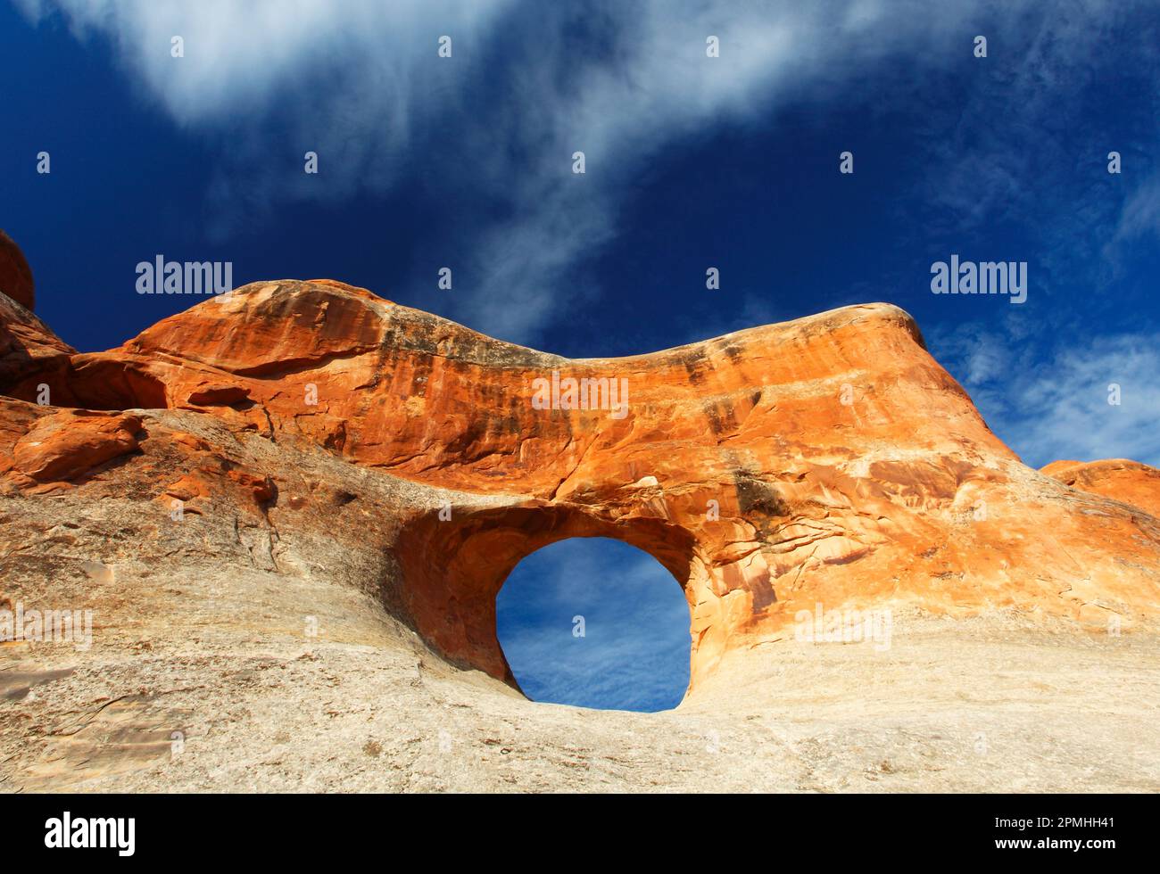 Tunnel Arch, Arches National Park, Utah, United States of America ...