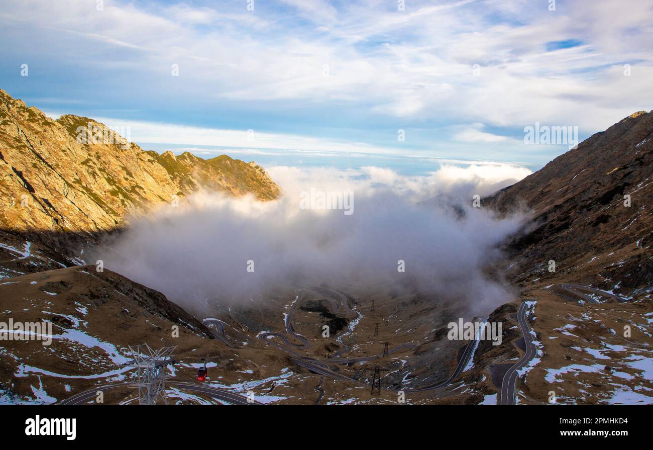 Summer mountains amazing fagaras hi-res stock photography and images ...