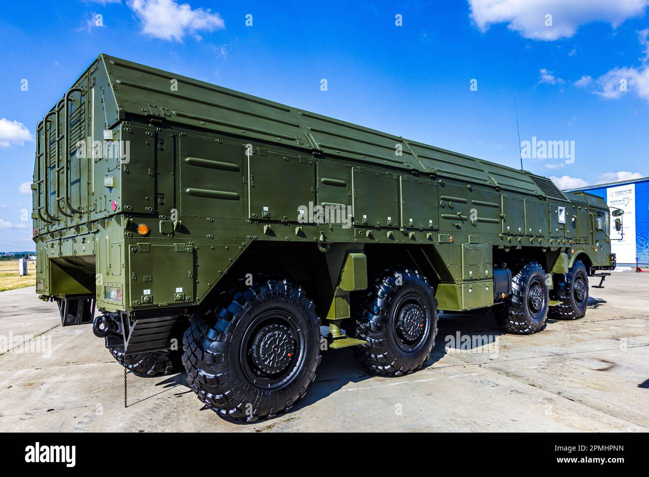Russian iskander system hi-res stock photography and images - Alamy