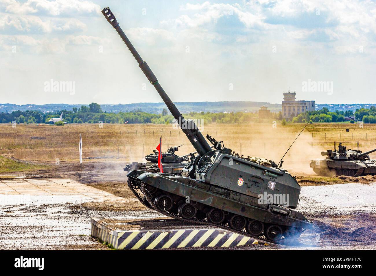 Self-propelled artillery installation 2S19M2 Msta-S of the Russian Army at demonstration ...