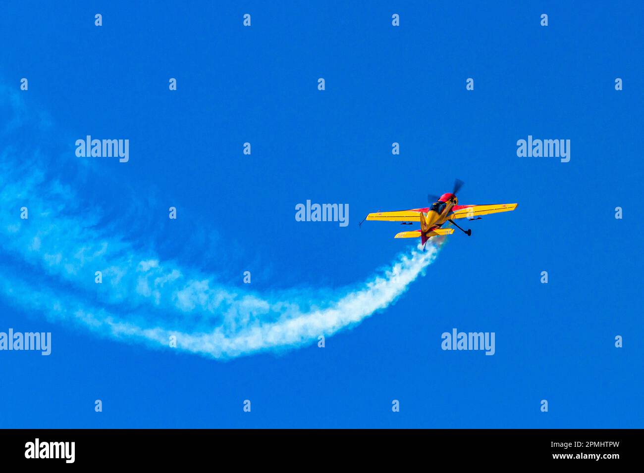 Piston aircraft jet engine hi-res stock photography and images - Alamy