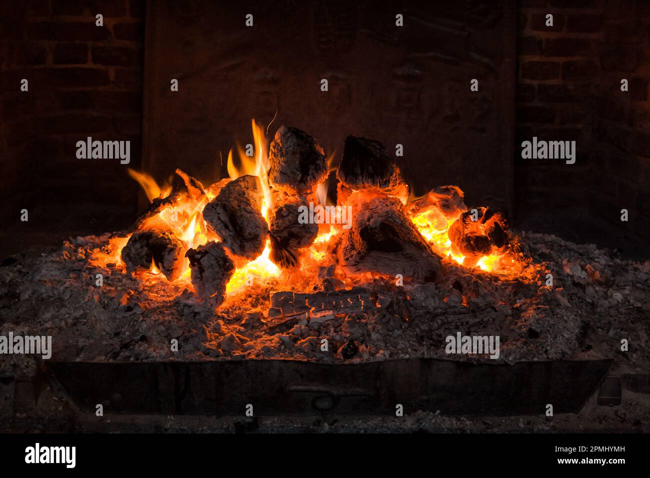Fire in the Great Kitchen at Hampton Court Palace Stock Photo - Alamy