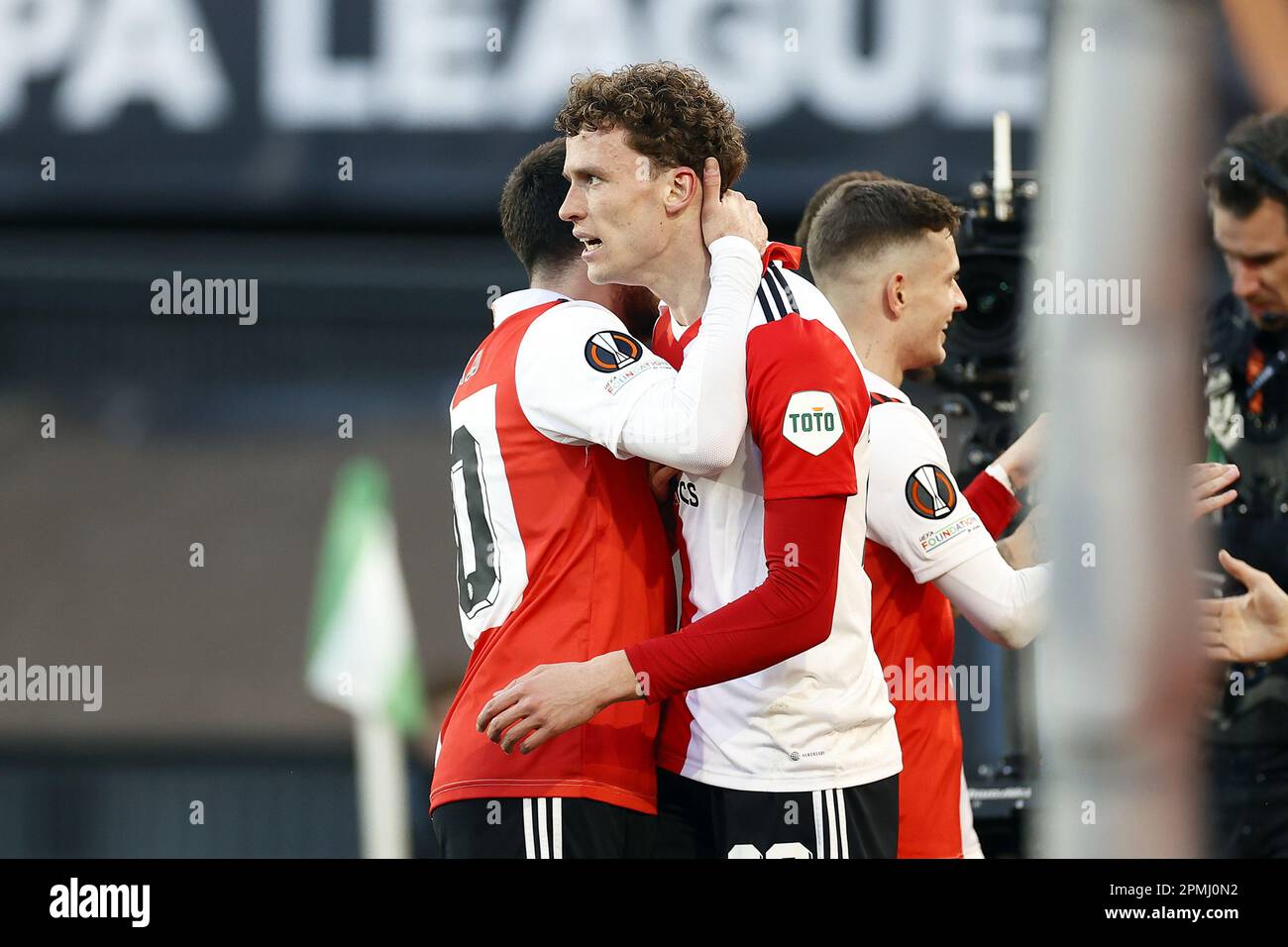 ROTTERDAM - (lr) Orkun Kokcu of Feyenoord, Mats Wieffer of Feyenoord celebrate the 1-0 during ...