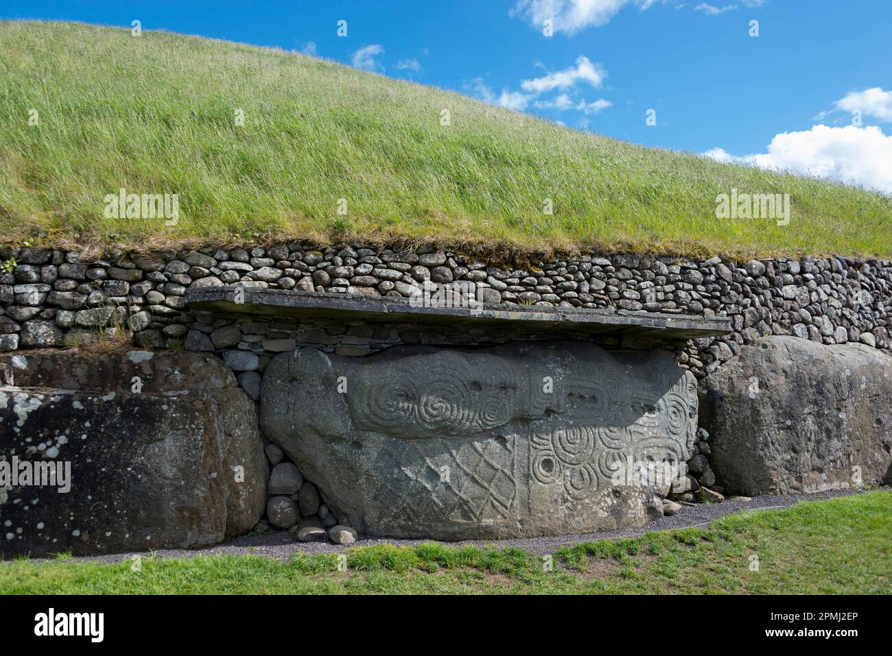 Decorated stone block, Neolithic barrow, Newgrange, County Meath ...