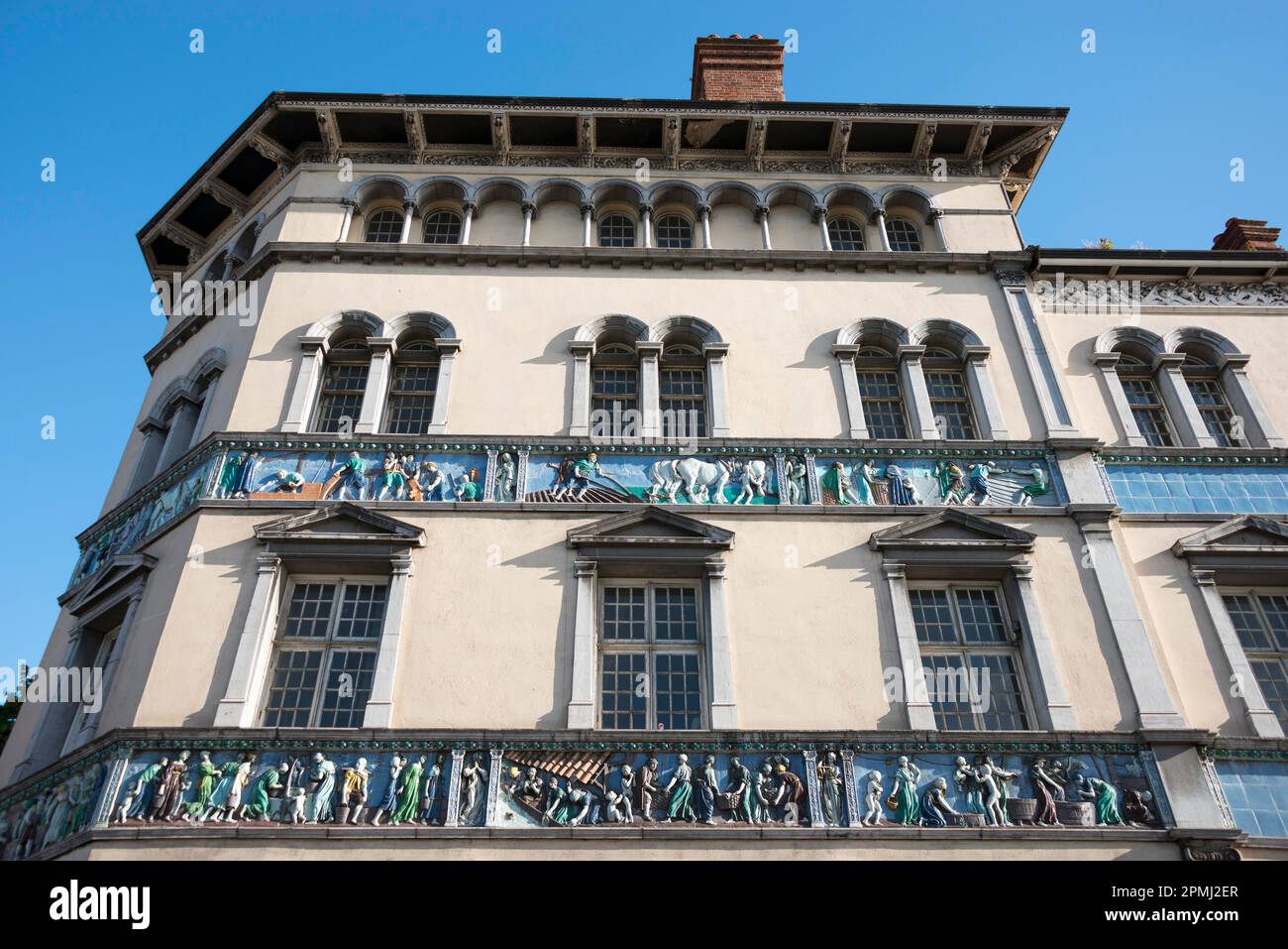 The Sunlight Chambers Building, 21 Parliament Street, Dublin, County ...