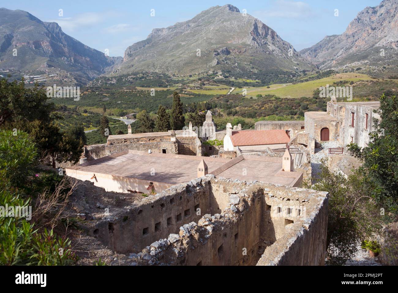 Monastery ruins kato preveli hi-res stock photography and images - Alamy