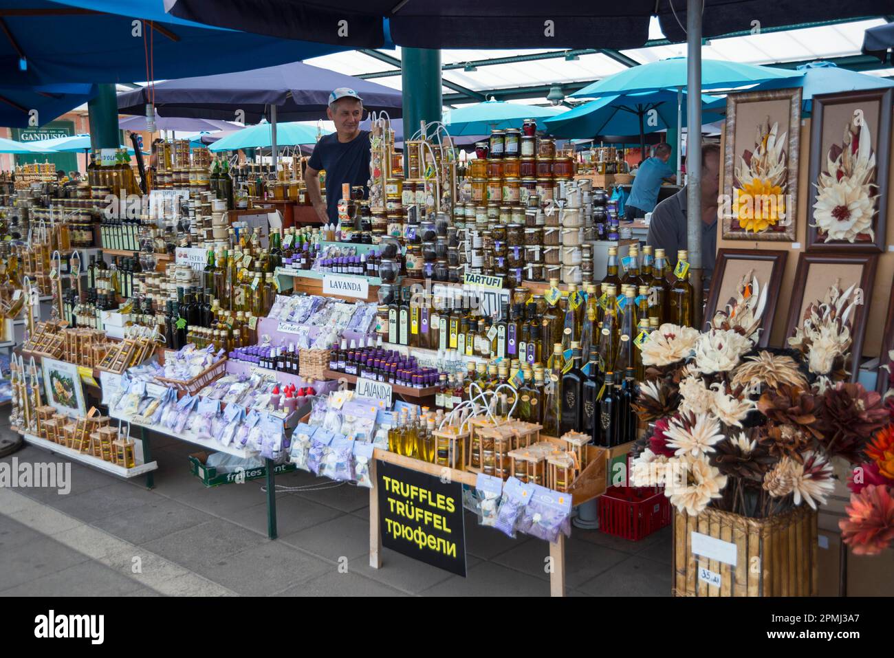 Rovinj croatia market hi-res stock photography and images - Alamy