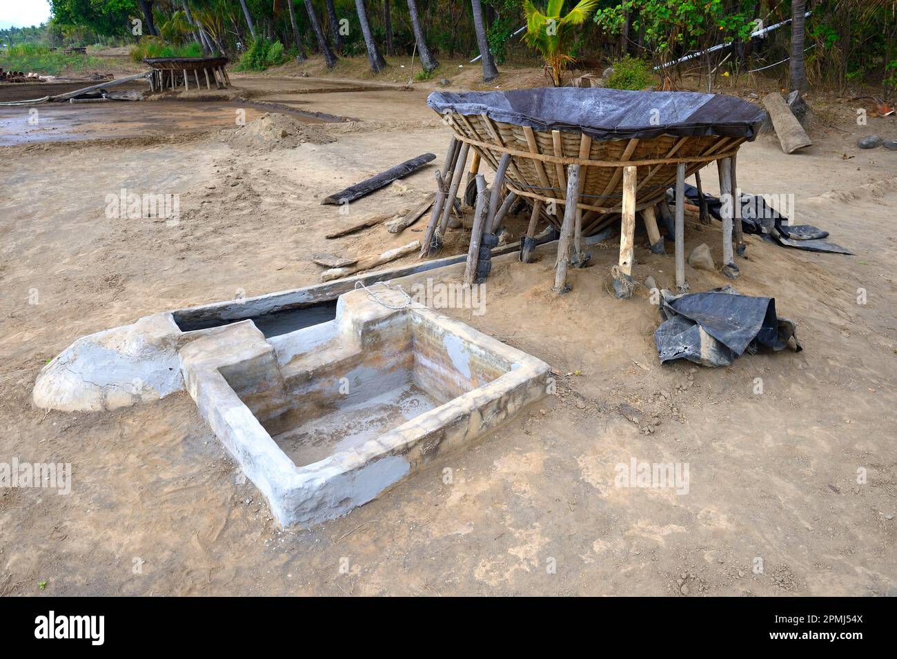 Sand filter for filtering the seawater in front of extracting sea salt ...