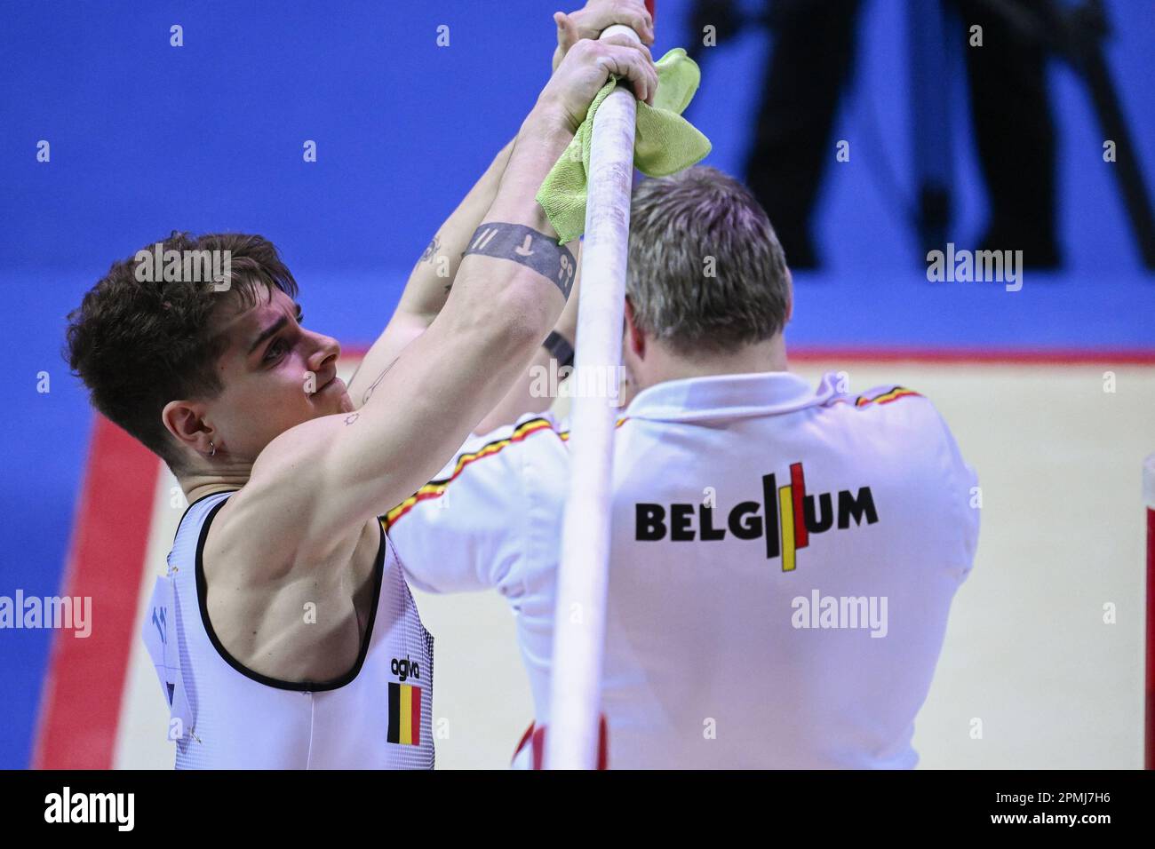 Gymnastique barres paralleles hi-res stock photography and images - Alamy