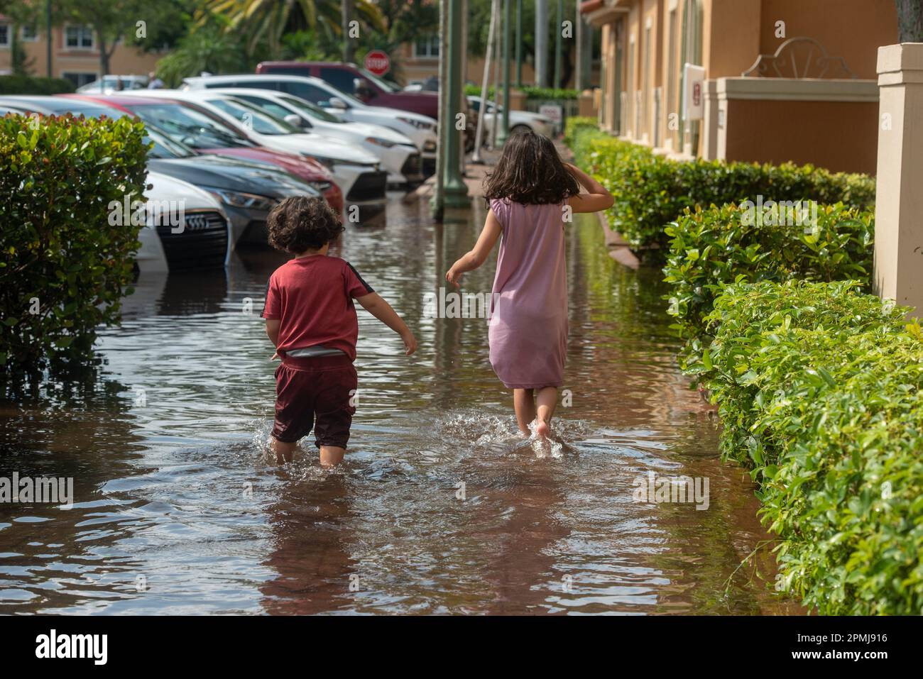 Fort Lauderdale, Florida, USA. 13th Apr, 2023. Children play in the ...