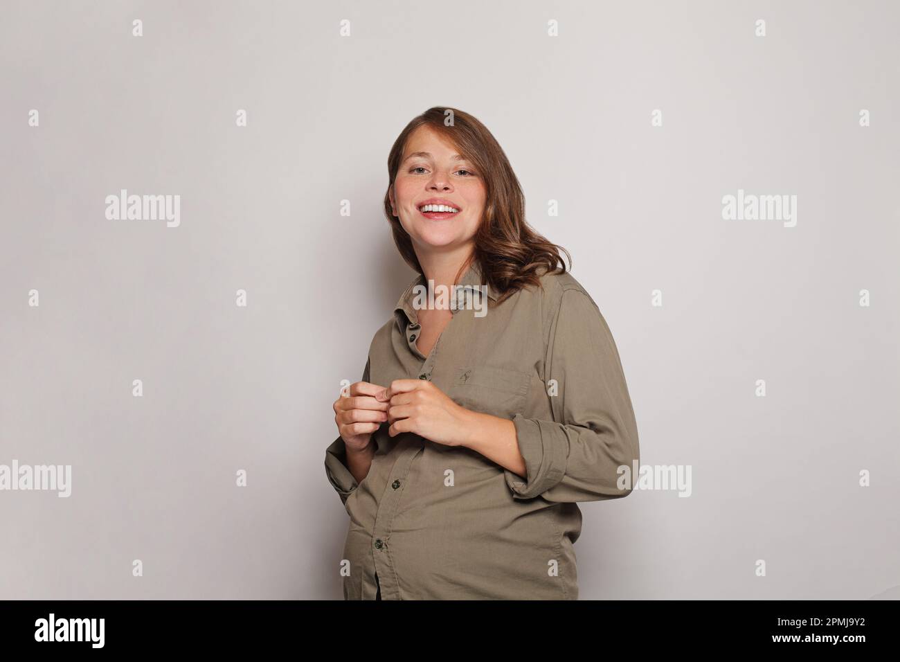 Pregnant female model hi-res stock photography and images - Alamy