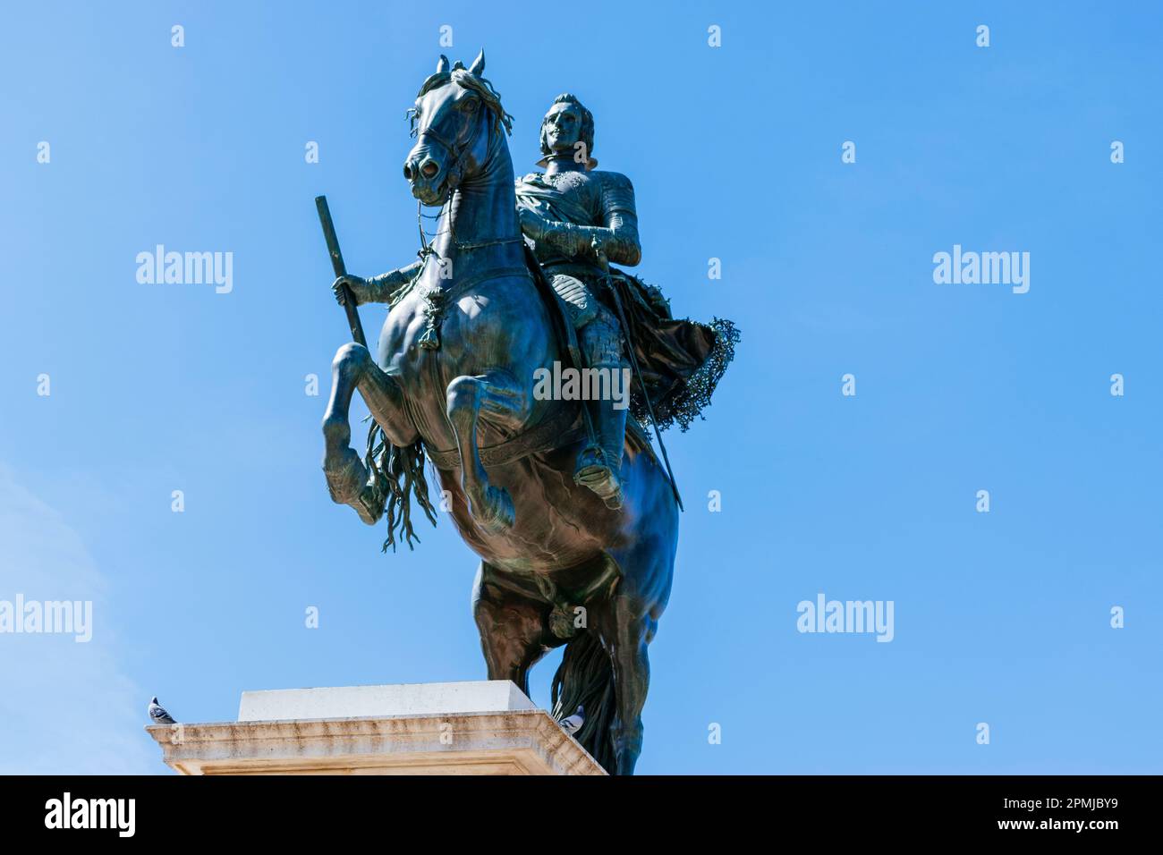Equestrian statue of Philip IV. The Monument to Philip IV or Fountain ...