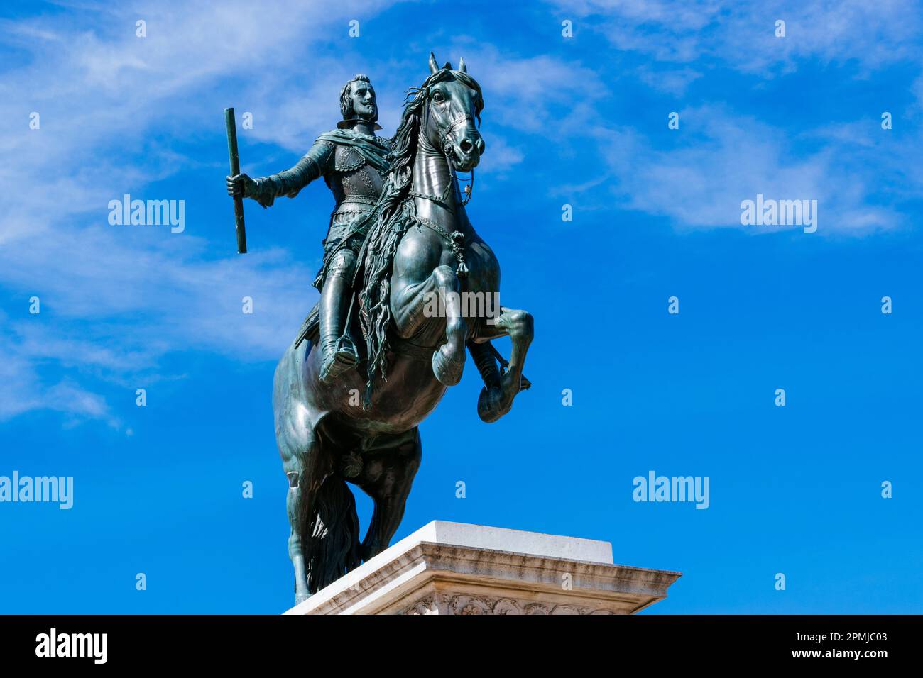Equestrian statue of Philip IV. The Monument to Philip IV or Fountain ...