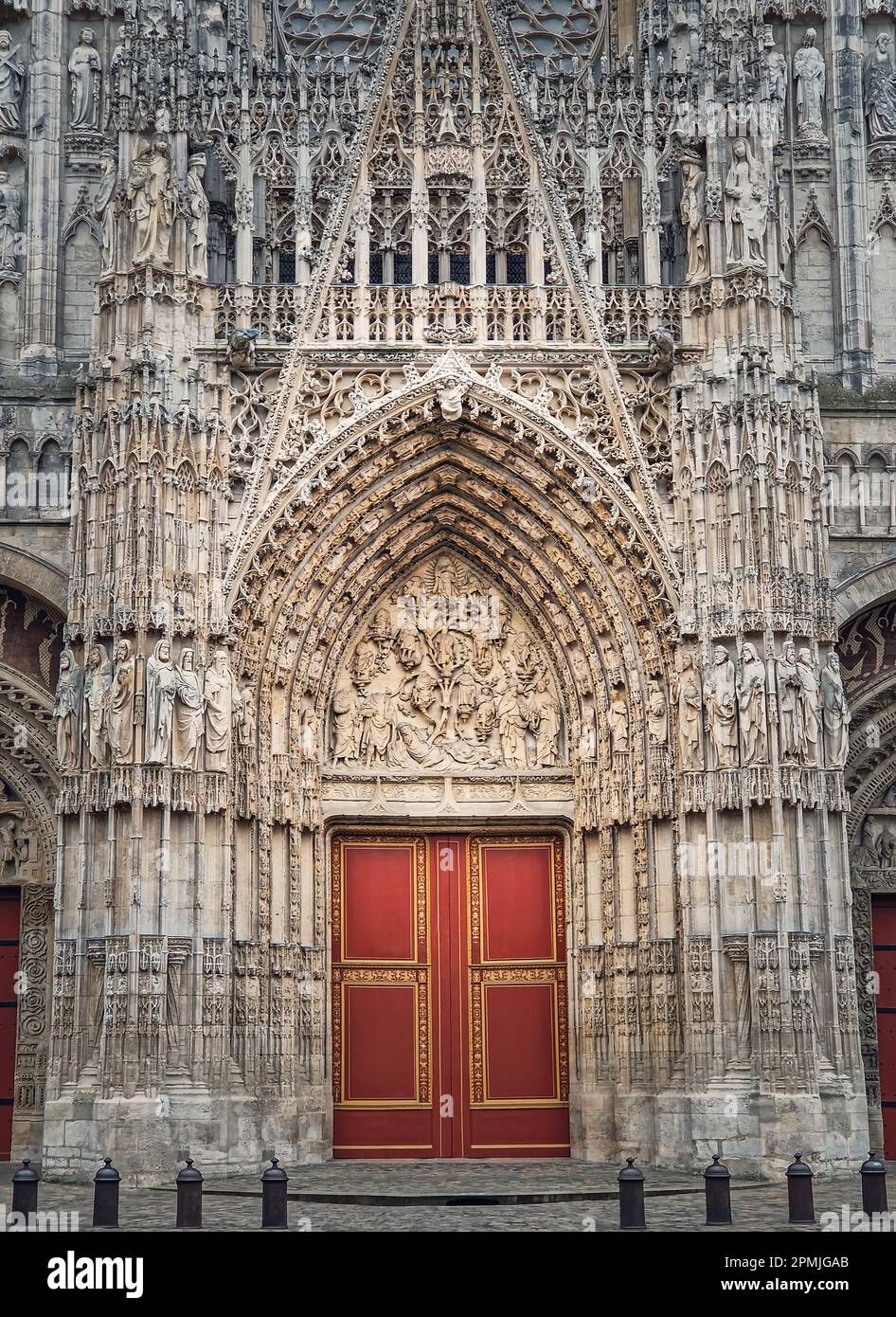 Notre Dame de Rouen Cathedral entrance door. Architectural landmark ...
