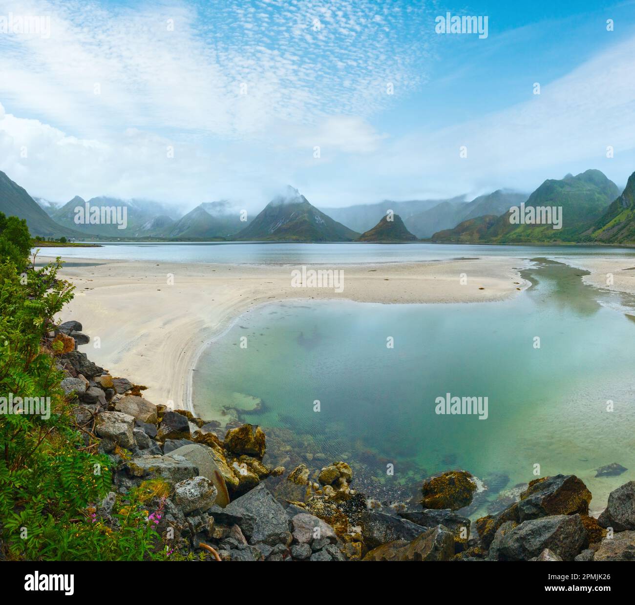 Cloudy night view hi-res stock photography and images - Alamy