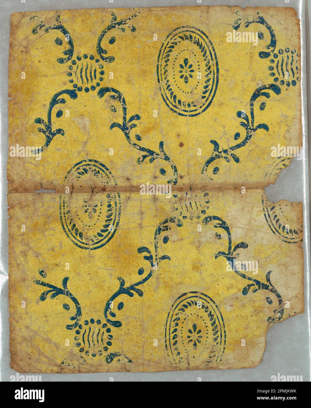 Sidewall (possibly USA); block-printed on handmade paper; 24 x 19 cm (9 ...