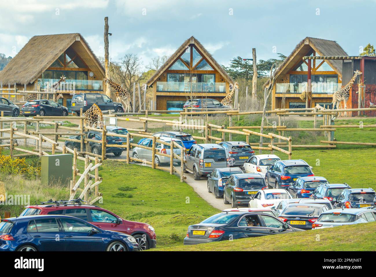 Bewdley, UK. 13th April, 2023. UK weather: plenty of warm spring ...