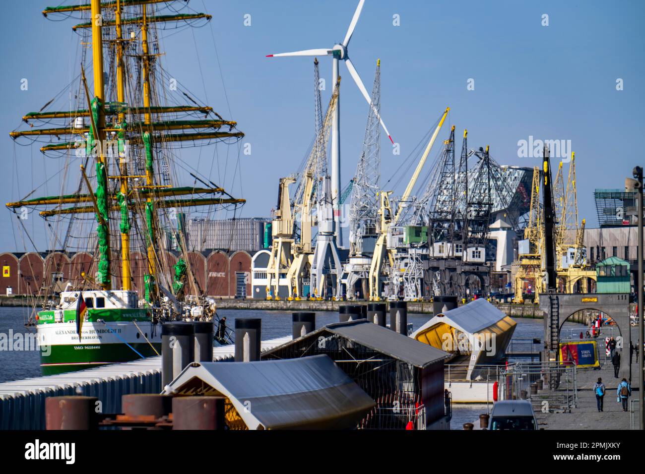 Harbour cranes on the Scheldt Quay, the world's largest collection of ...