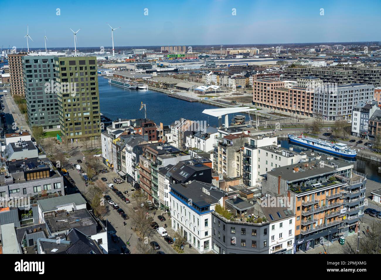 Kattendijkdok, harbour basin, with Lodenbrug bridge, high-rise ...