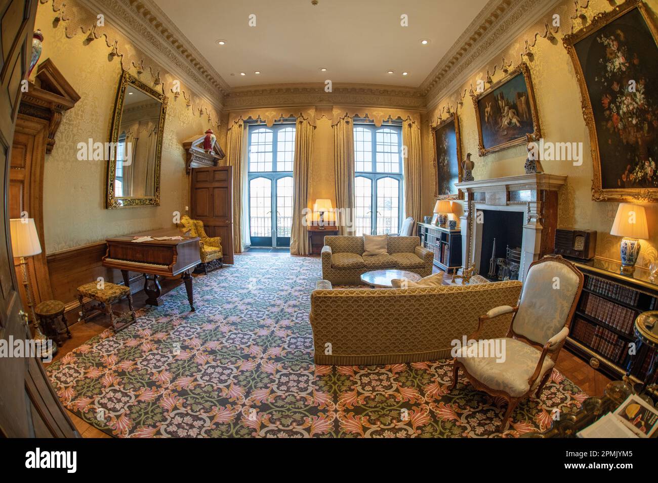 Yellow Drawing Room, Leeds Castle, Leeds, Kent, UK Stock Photo - Alamy