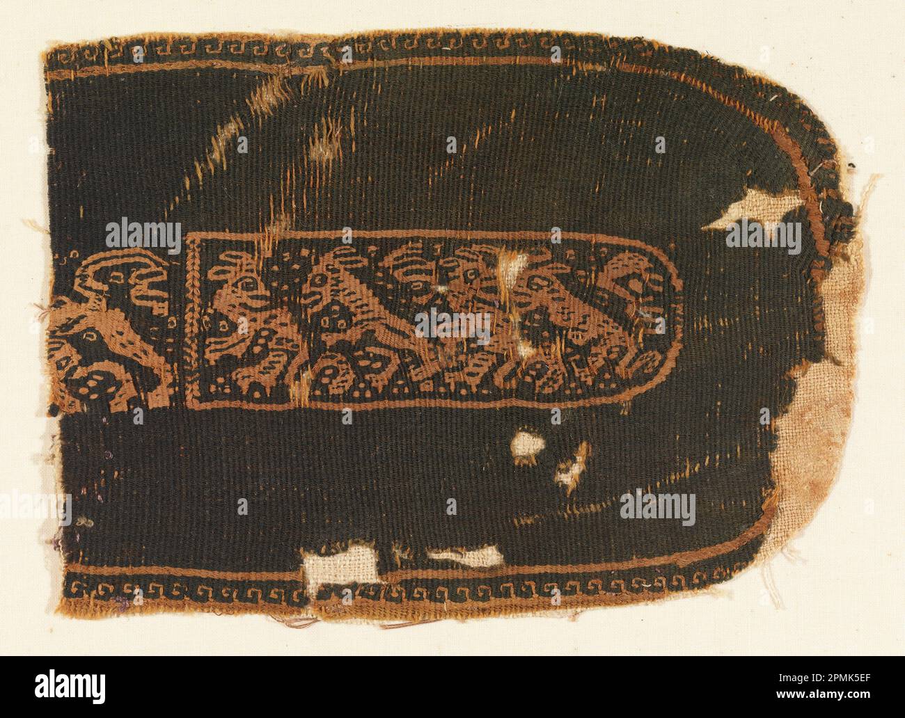 Linen tunic hi-res stock photography and images - Alamy