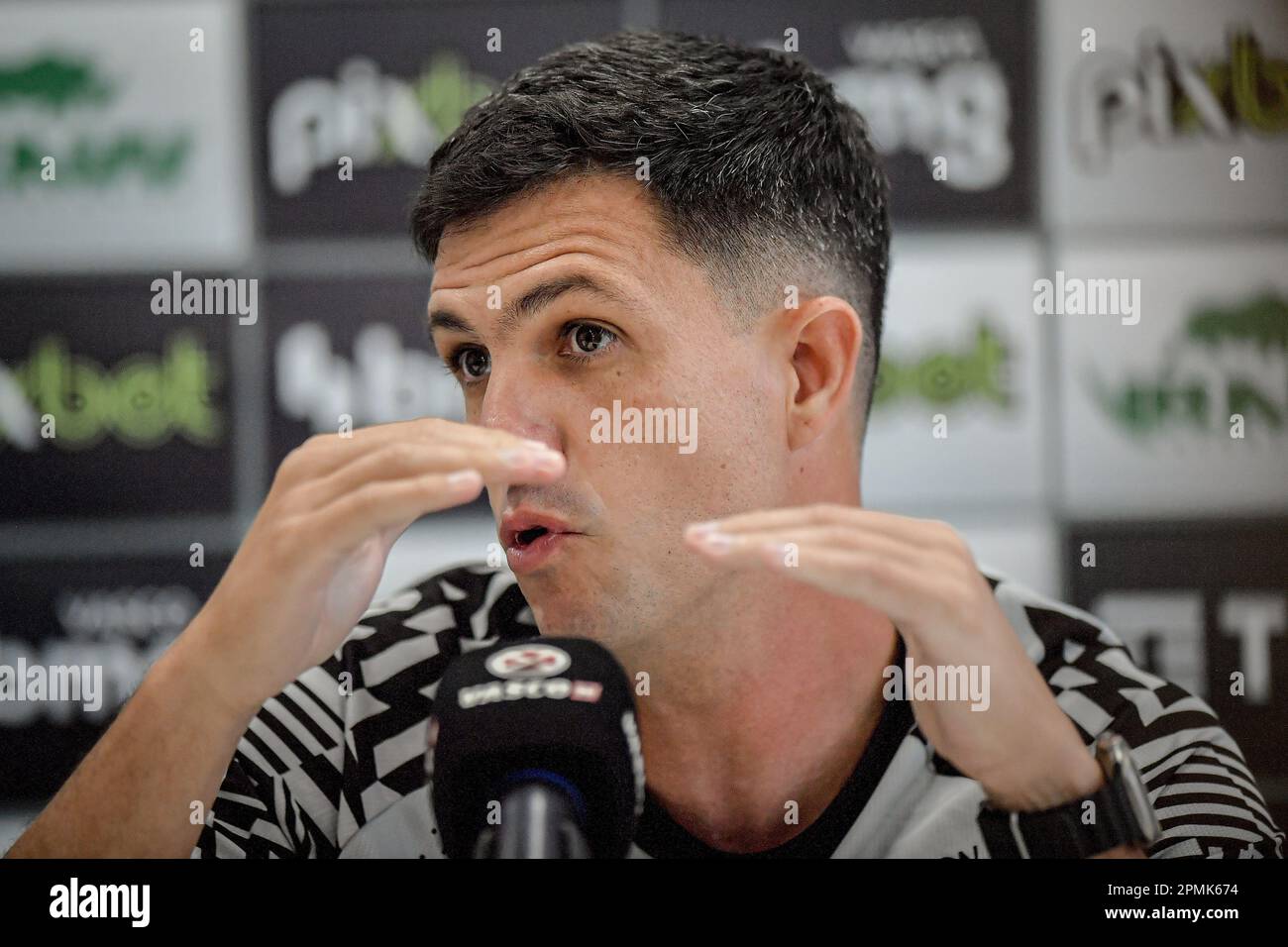Rio De Janeiro, Brazil. 13th Apr, 2023. Coach Maurício Barbieri holds a ...